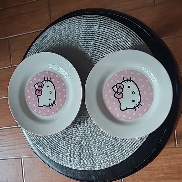 Sanrio | Dining | Hello Kitty Plate | Poshmark